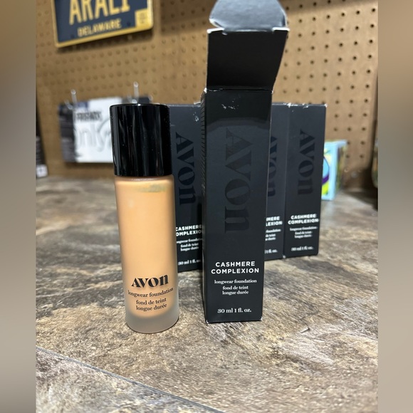 Avon | Makeup | Avon Fmg Magic Tint Medium Tinted | Poshmark